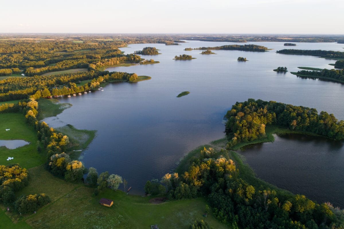 EŽERAI – NEREGĖTA LIETUVA